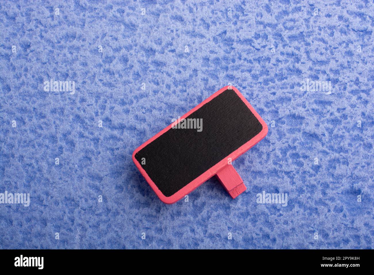 Mini size notice board made of wood Stock Photo - Alamy