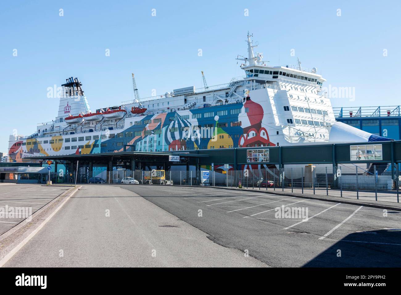 Helsinki ferry hi-res stock photography and images - Alamy