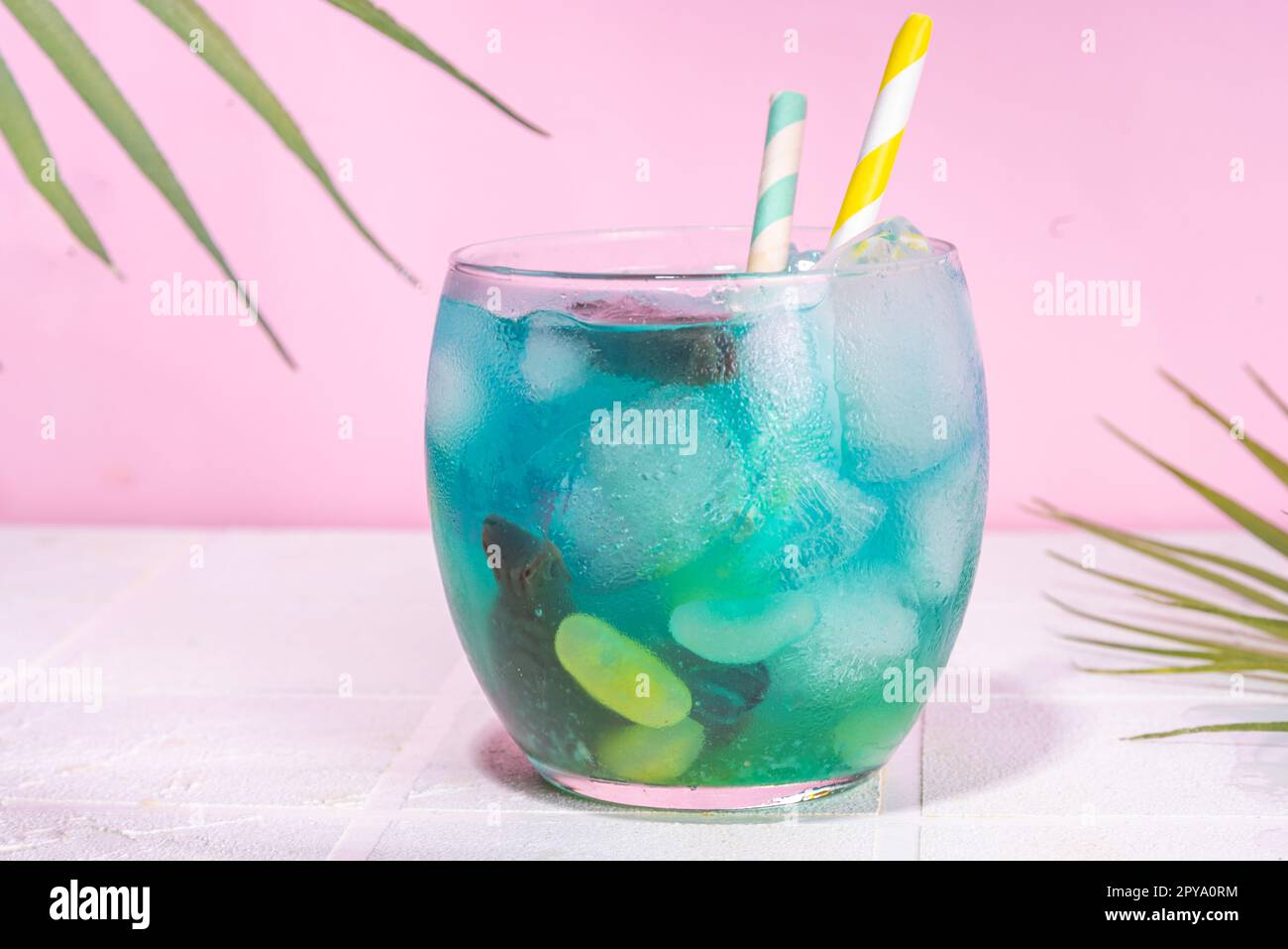 Funny Fish bowl mocktail. Cold blue colored sour lemon Fishbowl ...
