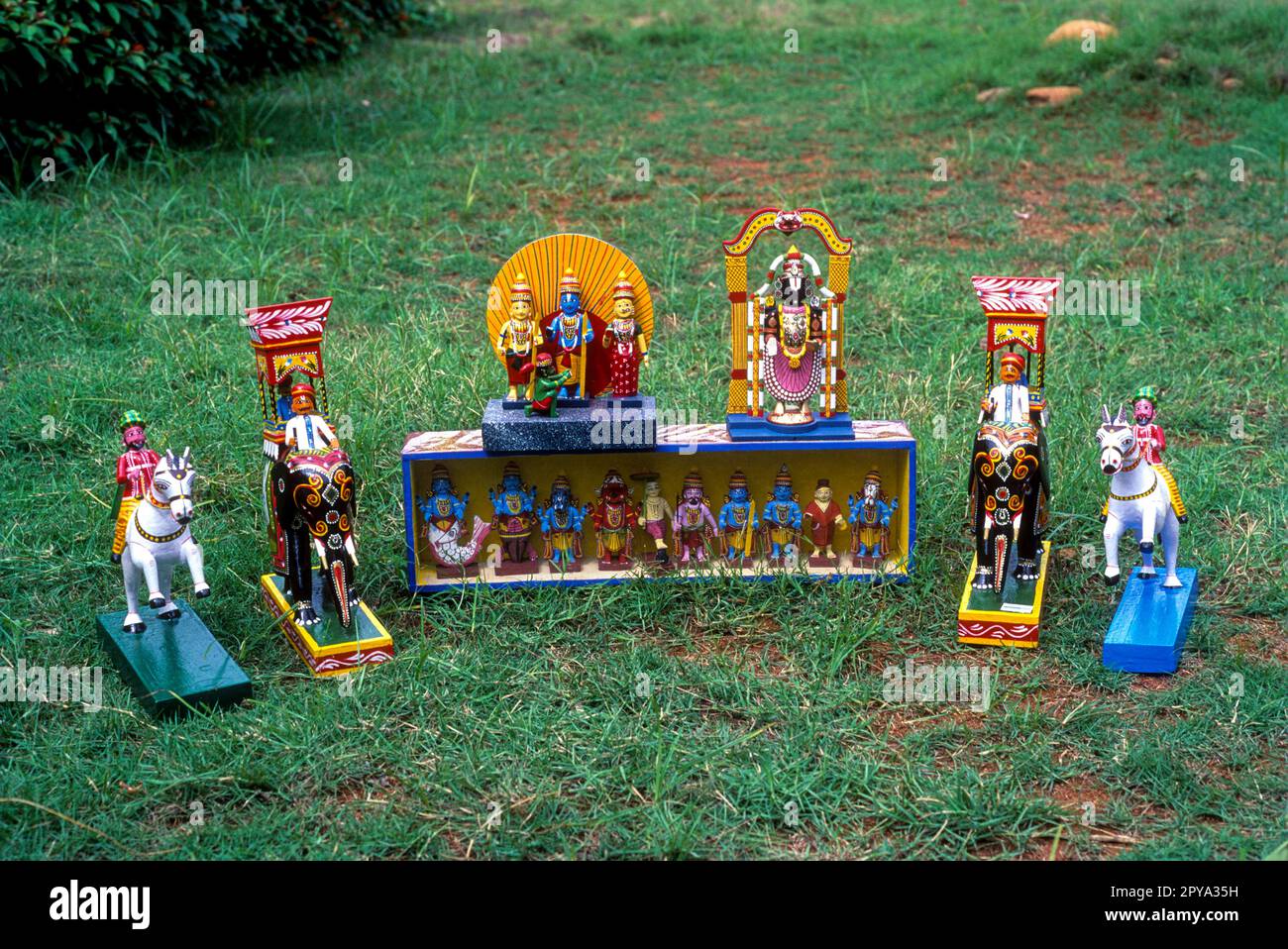 Ten avatars of vishnu hi-res stock photography and images - Alamy