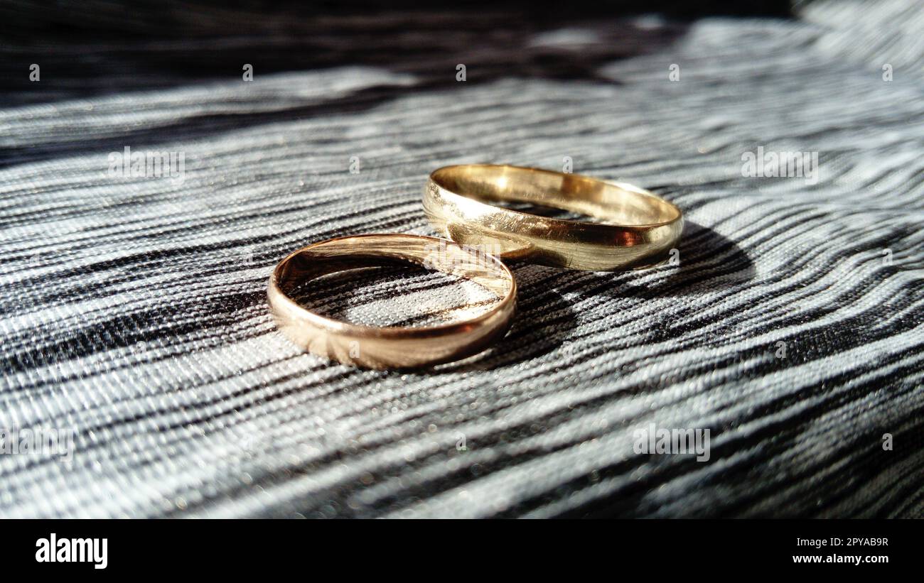 Gold ceremony hi-res stock photography and images - Alamy
