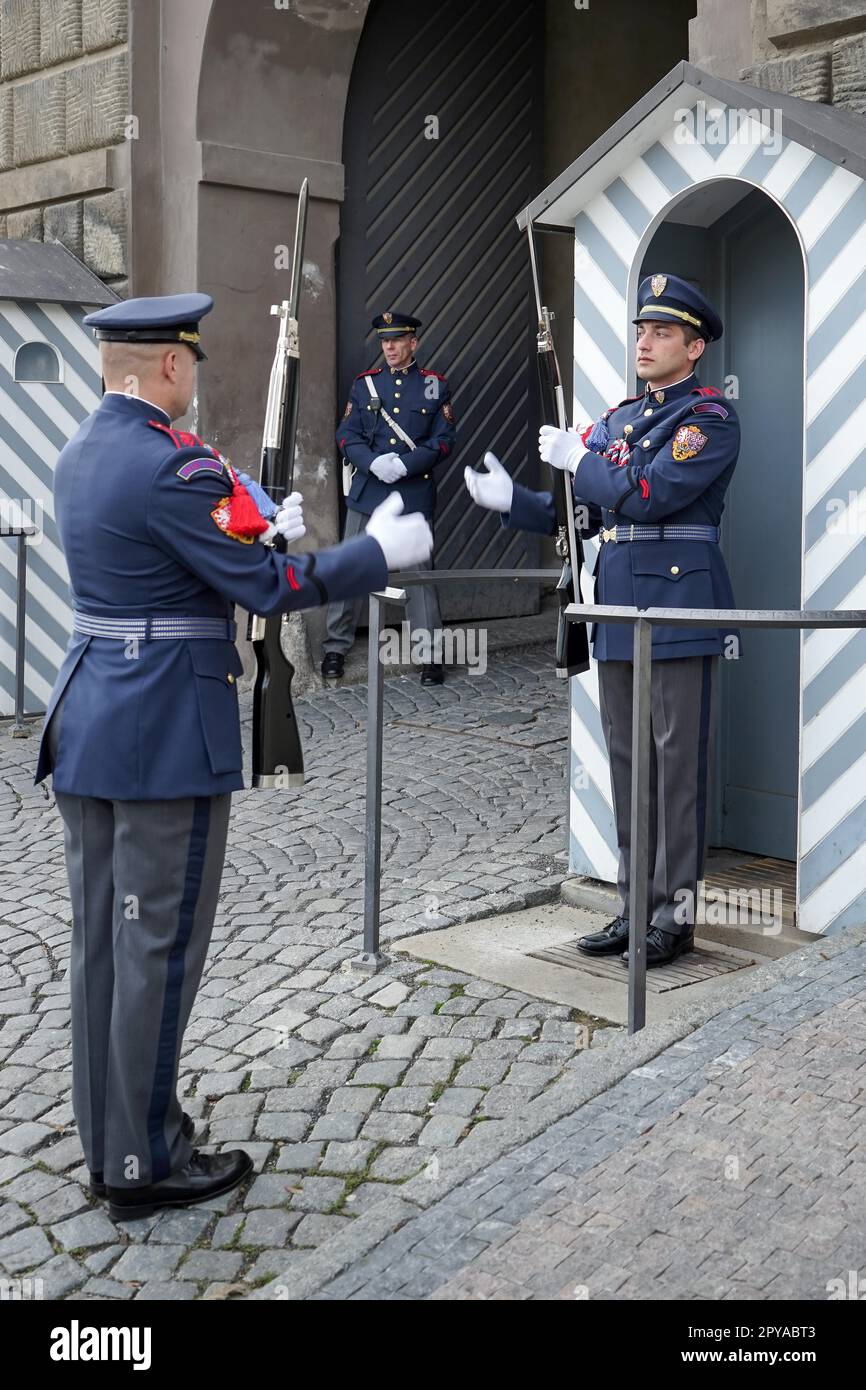 Changing the Guard at the Castle in Prague Stock Photo - Alamy