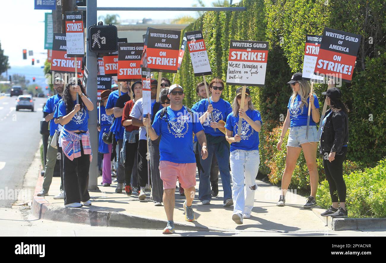 Photo by: gotpap/STAR MAX/IPx 2023 5/2/23 Writers Guild Strike on May 2 ...