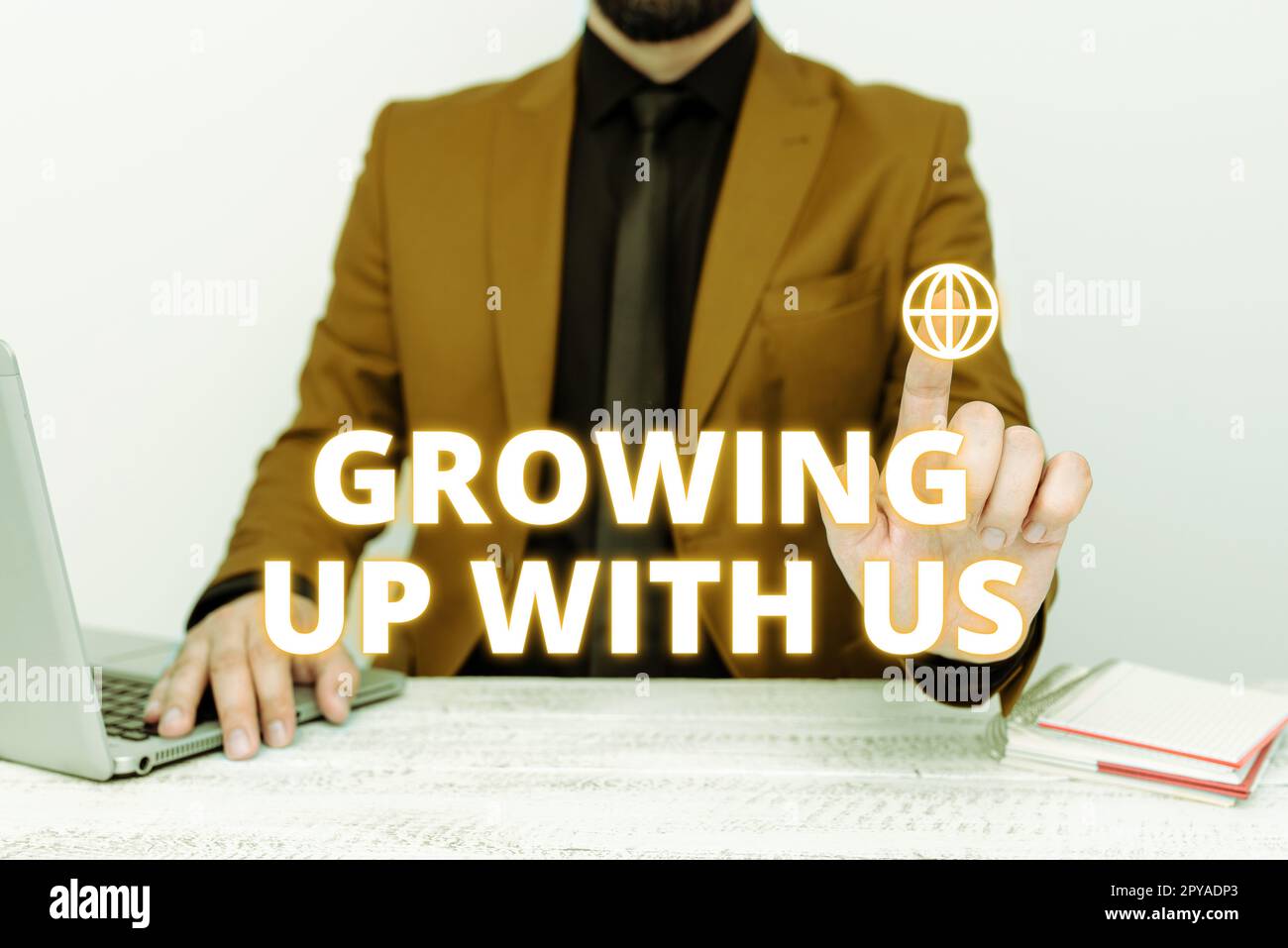 People graph showing grow hi-res stock photography and images - Alamy