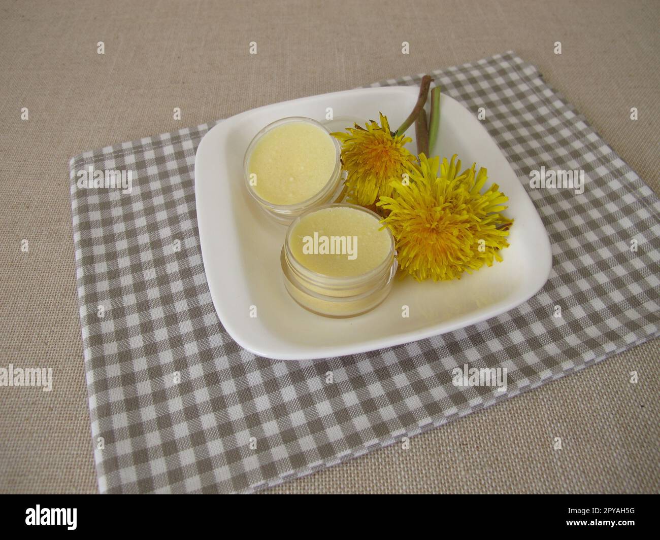 Oil and ointment container hi-res stock photography and images - Alamy