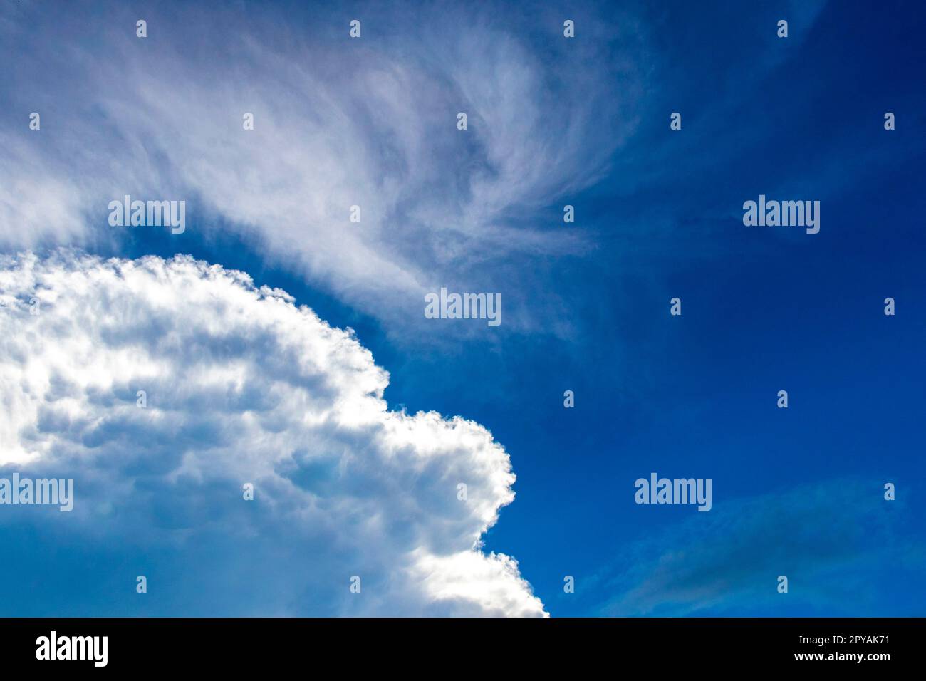 Sunny cumulus clouds formation hi-res stock photography and images - Alamy