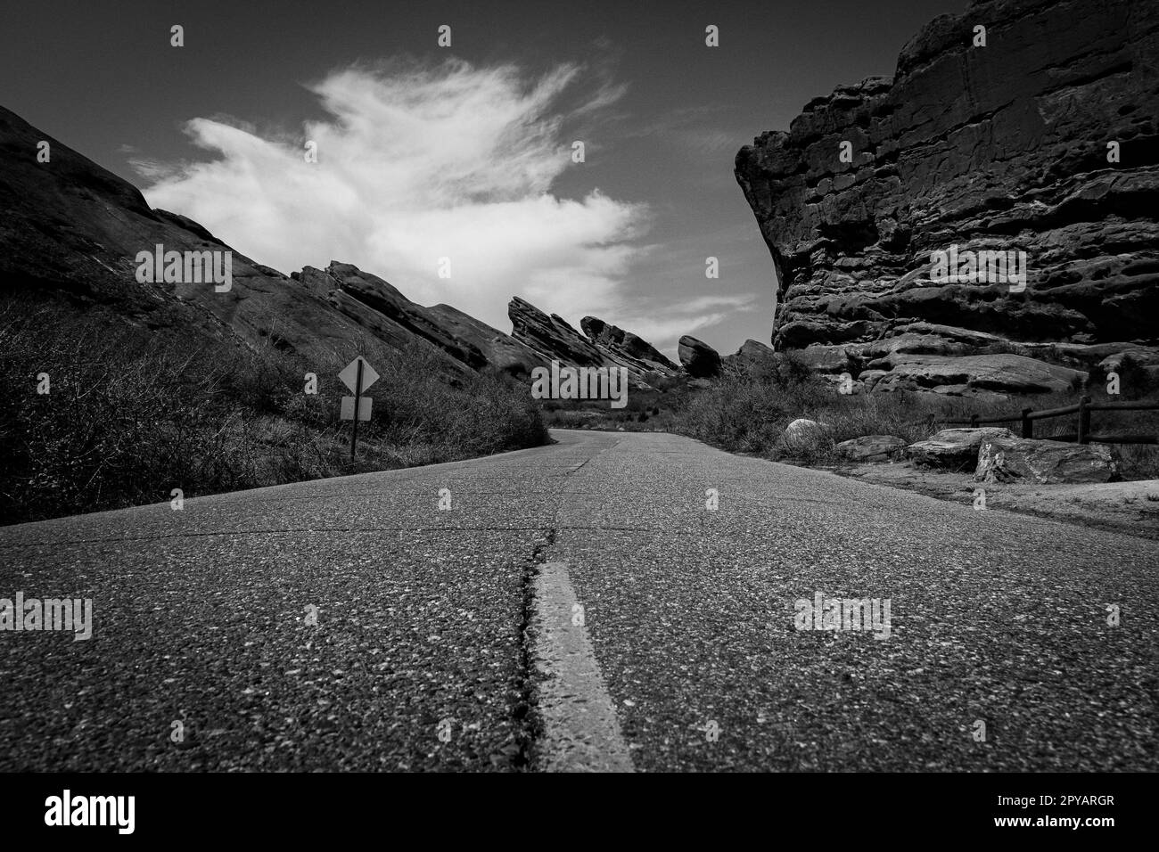 Road into horizon Black and White Stock Photos & Images - Alamy
