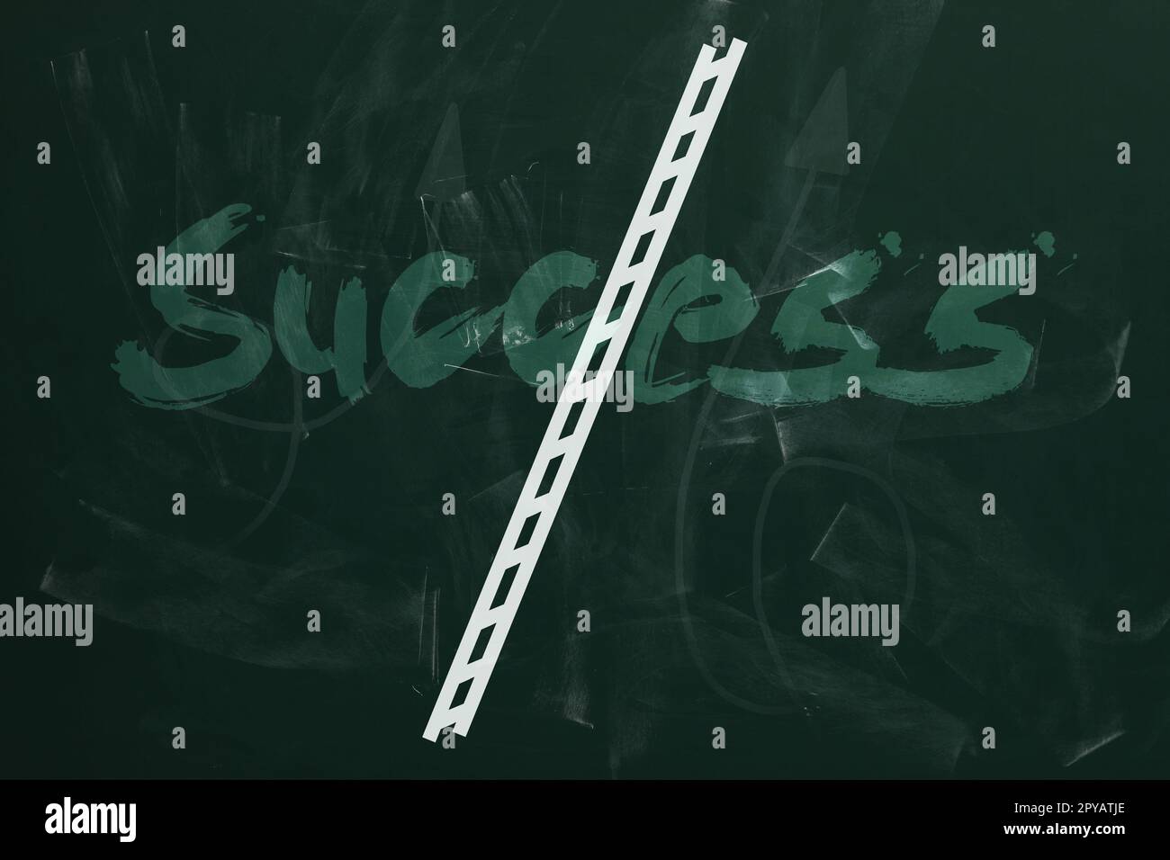 Ladder drawn on green chalkboard. Steps to success Stock Photo - Alamy