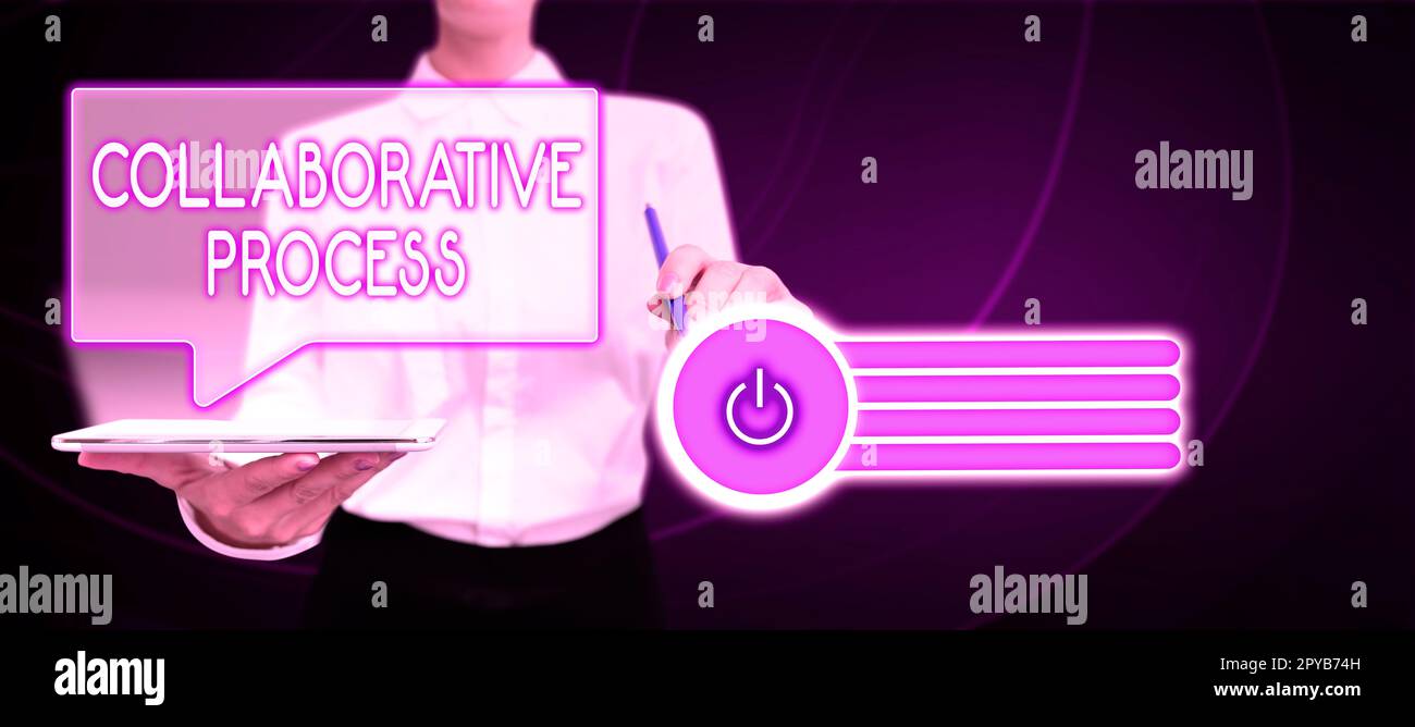 Collaborative approach hi-res stock photography and images - Alamy