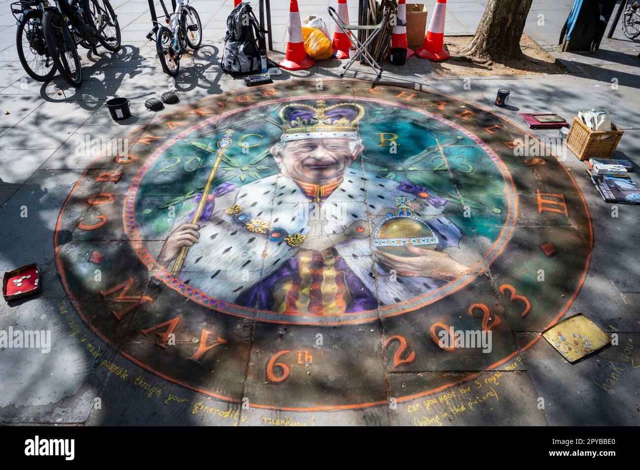 London, UK. 3 May 2023. Pavement chalk artist Julian Beever's artwork ...