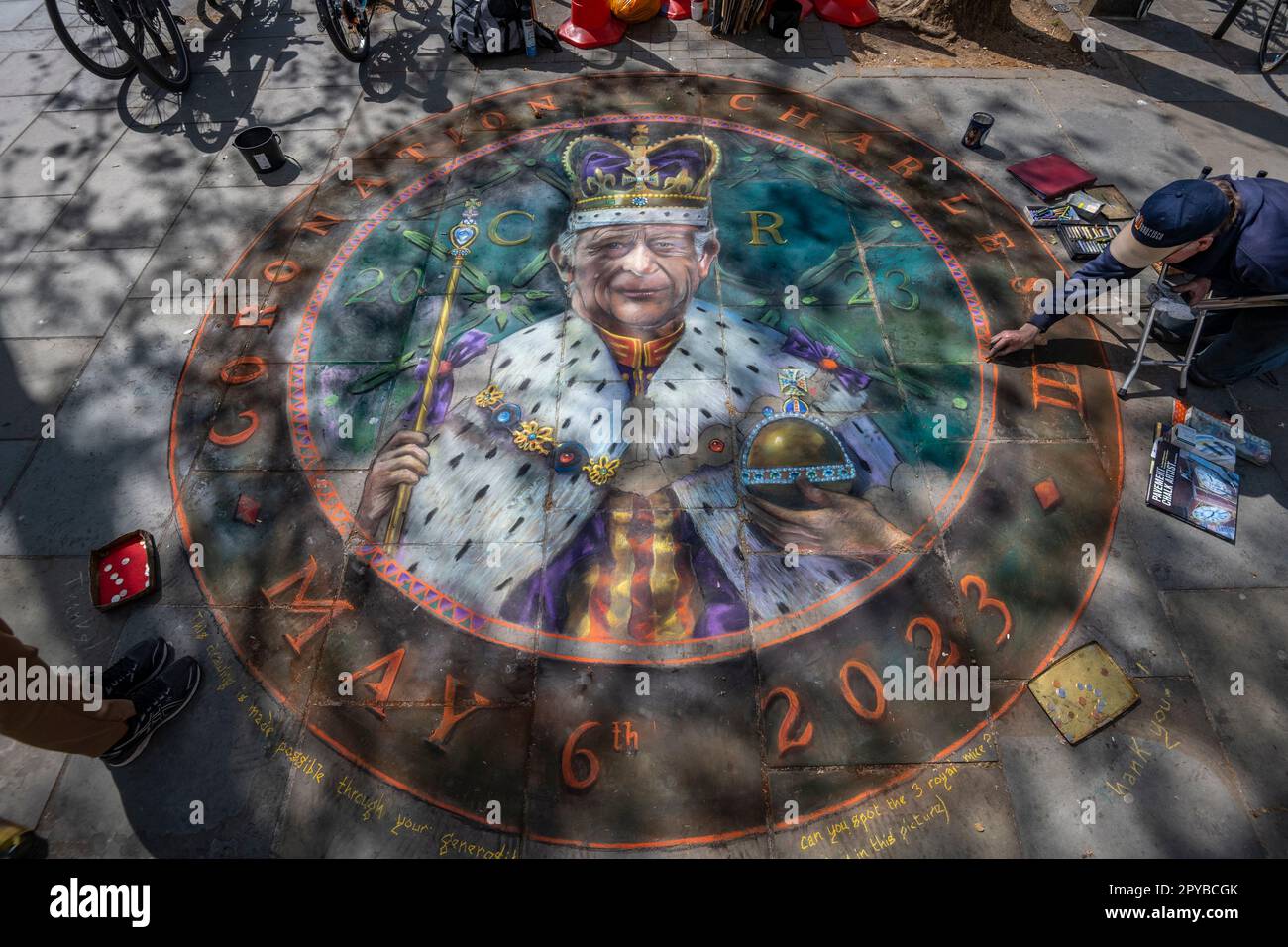 London, UK. 3 May 2023. Pavement chalk artist Julian Beever works on ...