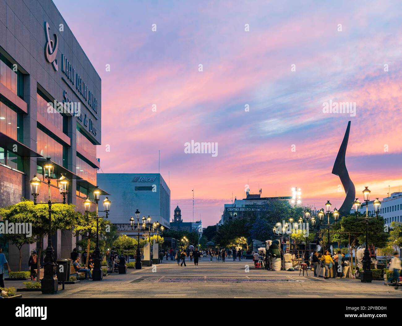 Magno centro joyero hi-res stock photography and images - Alamy