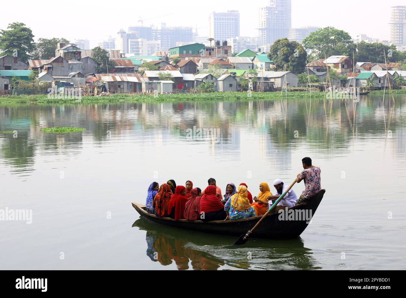 Dhaka, Dhaka, Bangladesh. 3rd May, 2023. Residents of Korail slum are ...