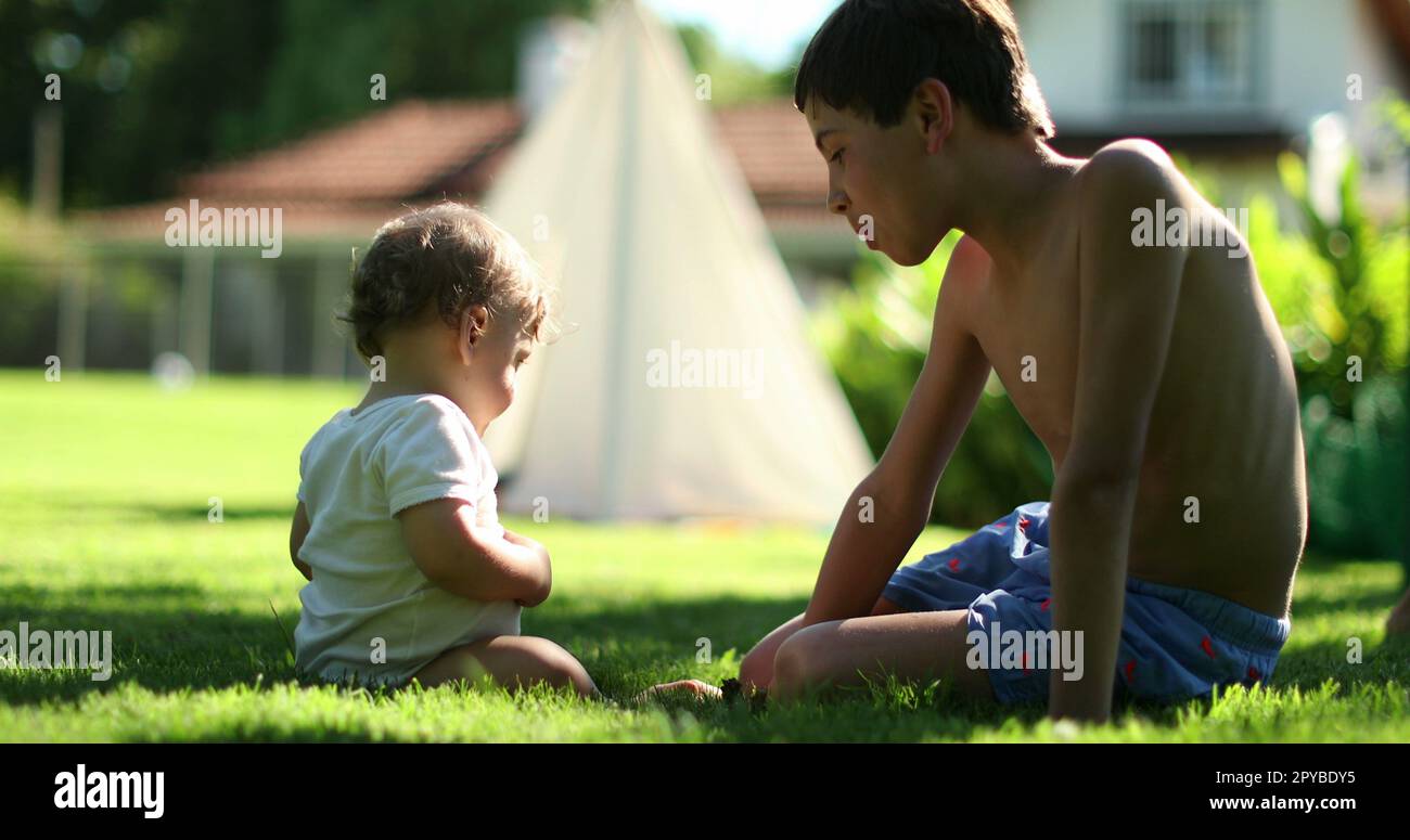 Older brothers one little sister hi-res stock photography and images ...