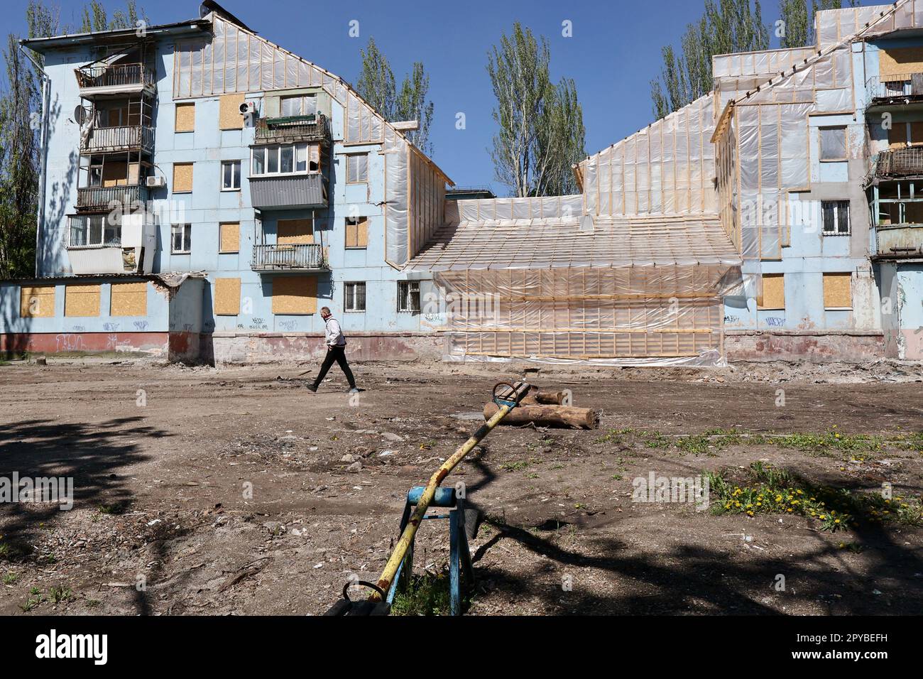 War related buildings hi-res stock photography and images - Alamy