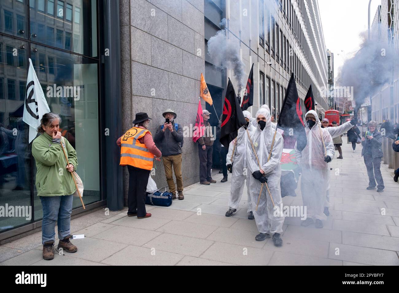 Department for energy security and net zero hi-res stock photography ...