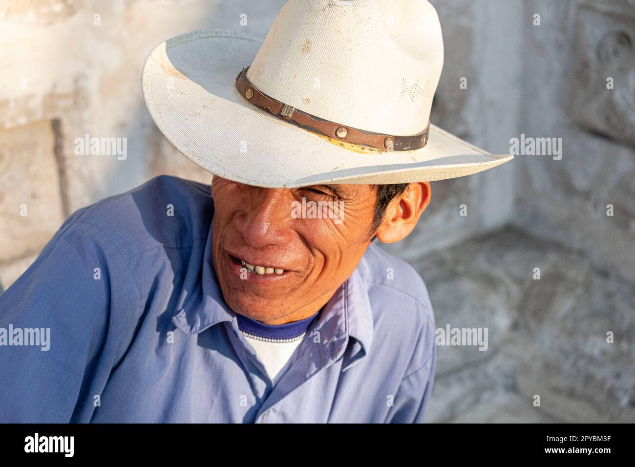 Sombreros de guatemala hi-res stock photography and images - Alamy