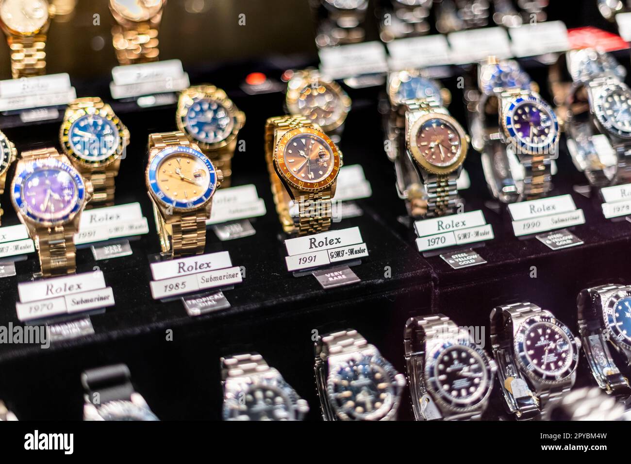 Rolex watches lined up he shop window Stock Photo - Alamy
