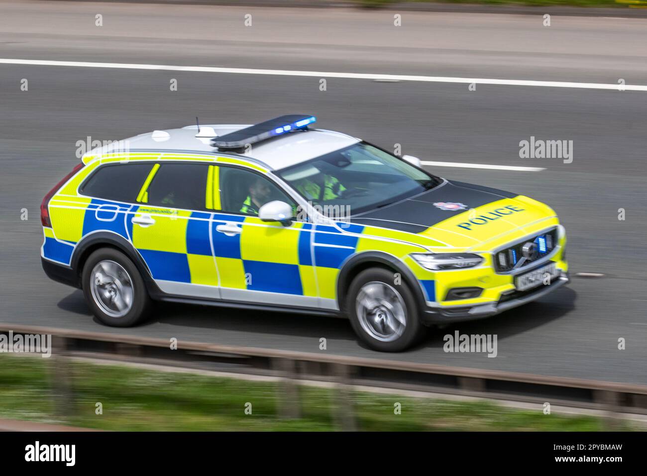 Police advanced driving maneuver hi-res stock photography and images ...
