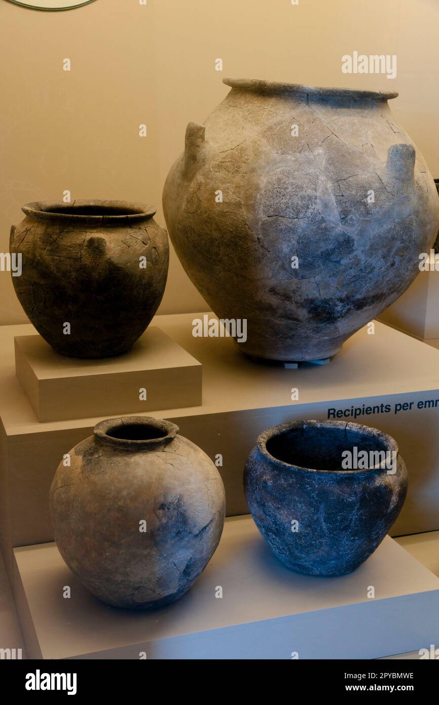 kitchen utensils, Son Fornes Archaeological Museum, talayotic period ...