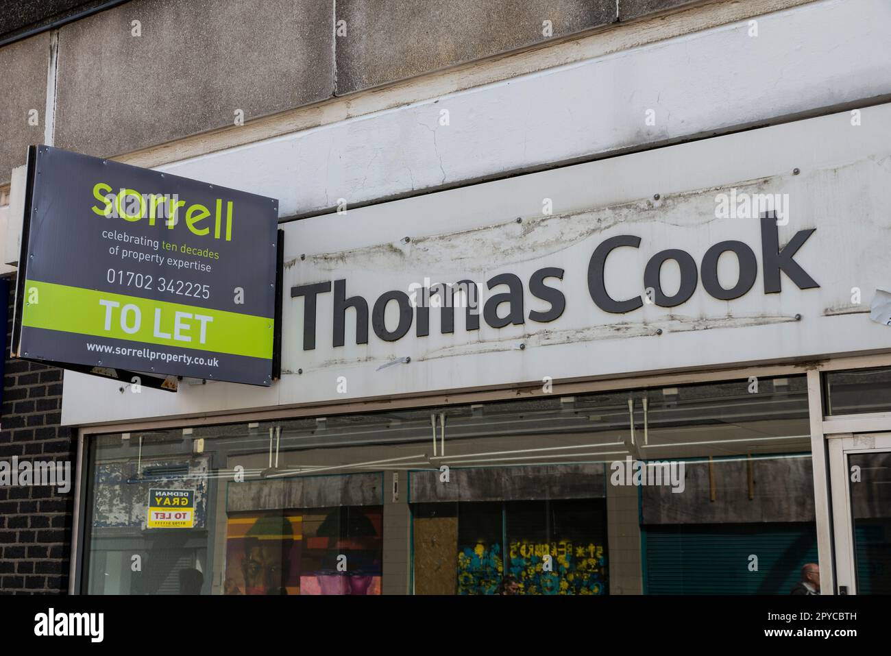 Closed Thomas Cook travel agent shop in High Street, Southend on Sea ...