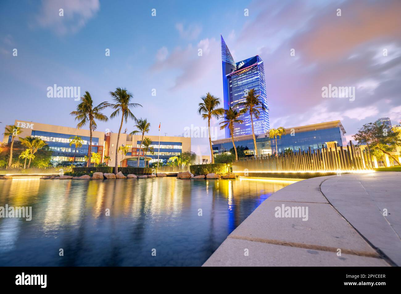 Oracle office dubai internet city hi-res stock photography and images ...