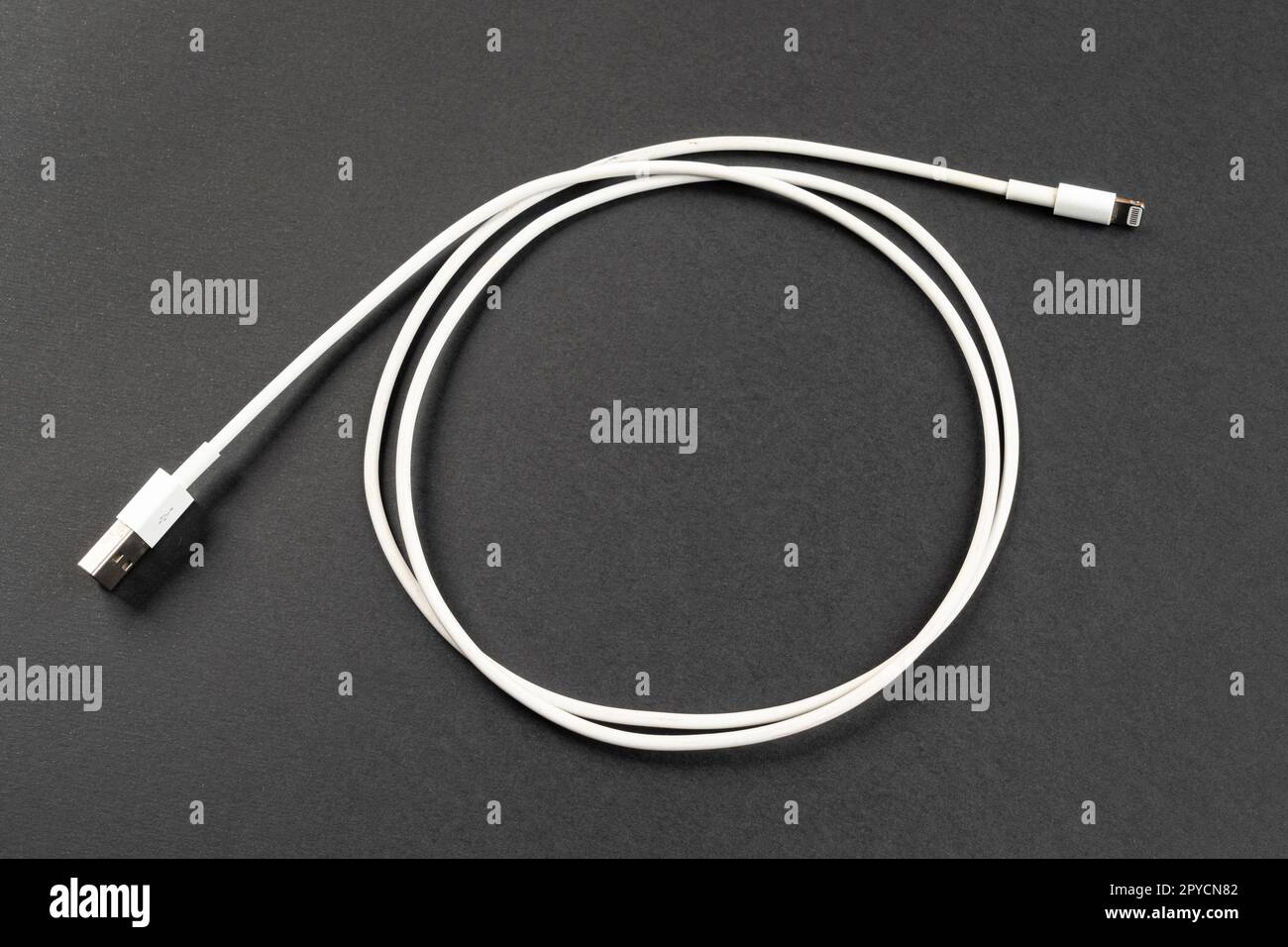 White cabling hi-res stock photography and images - Alamy
