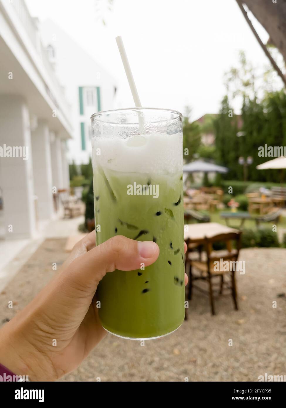 Tea hand hi-res stock photography and images - Alamy