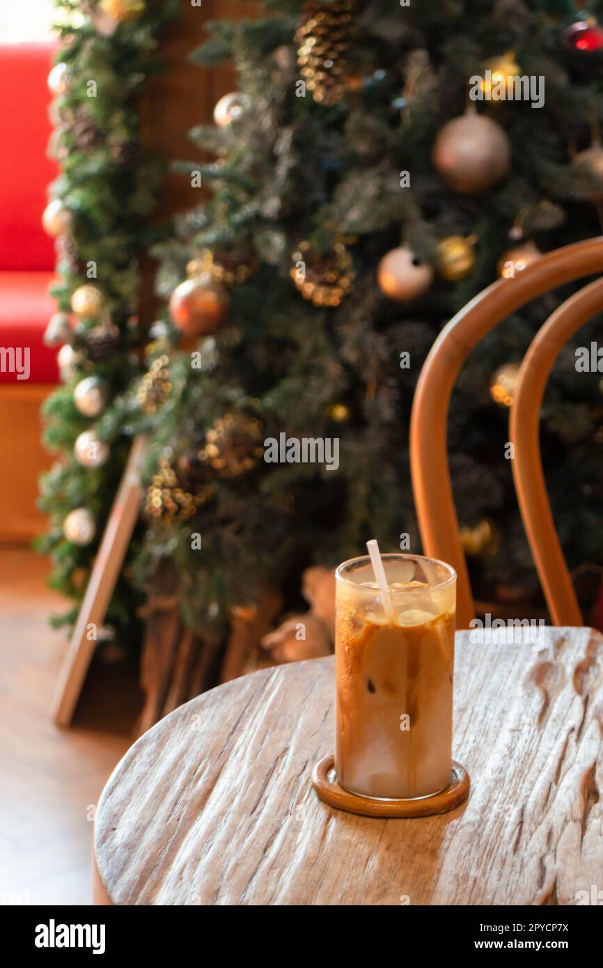 Thailand street cafe hi-res stock photography and images - Alamy