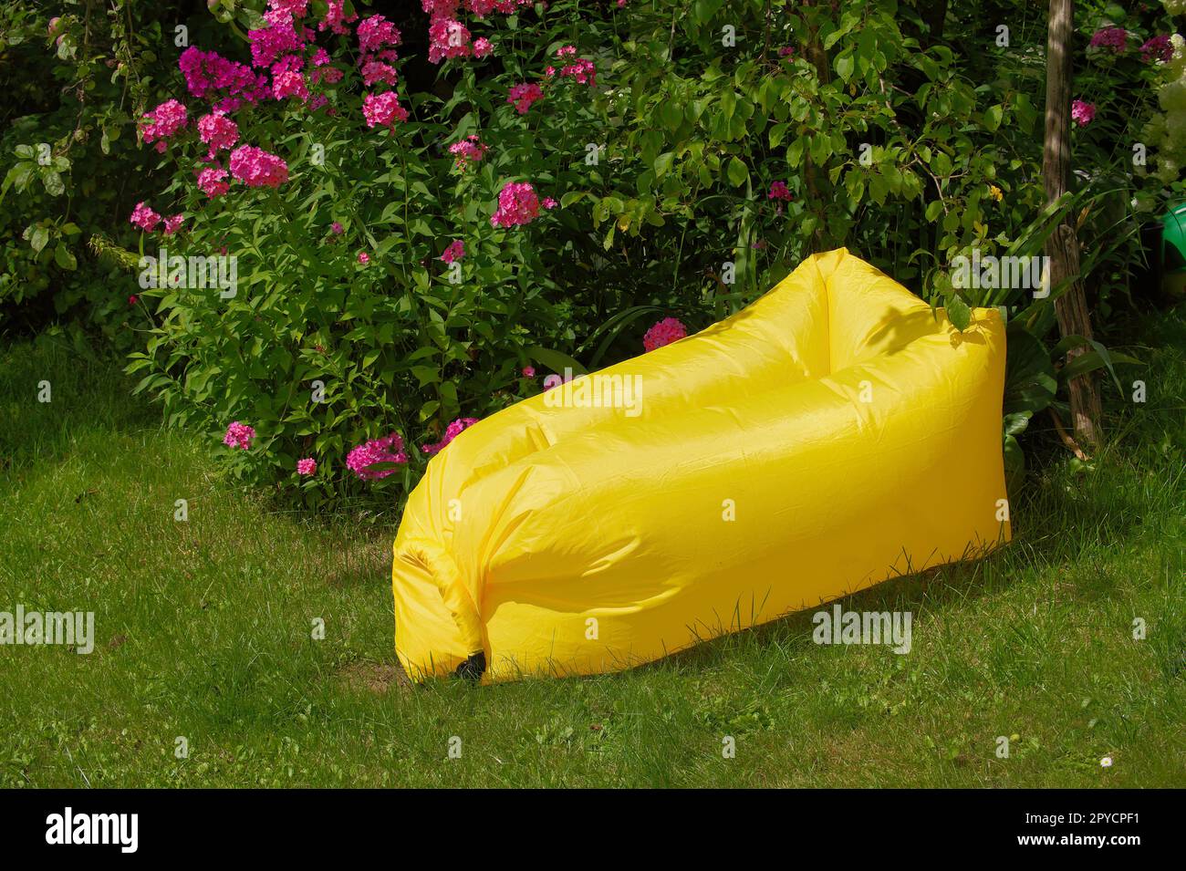 Inflatable air lounger for relaxation Stock Photo - Alamy