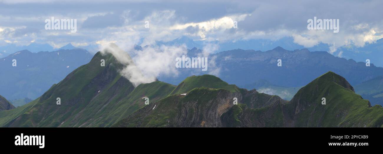 Mount Tannhorn and Brienzer Rothorn Ridge, Switzerland Stock Photo - Alamy