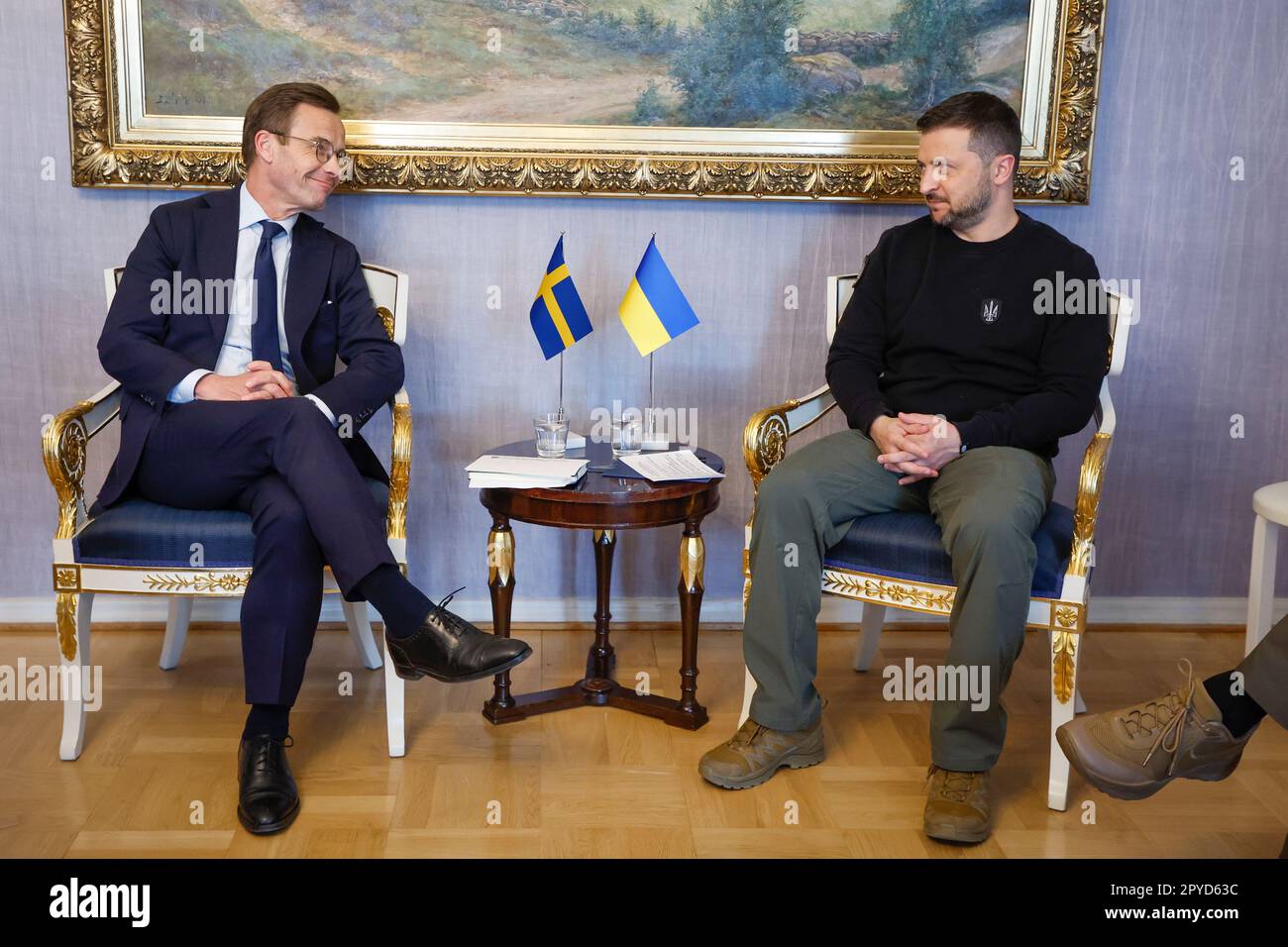 Zelensky president of finland hi-res stock photography and images - Alamy