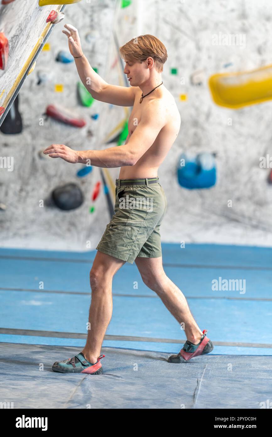 Boulder climbing hi-res stock photography and images - Alamy