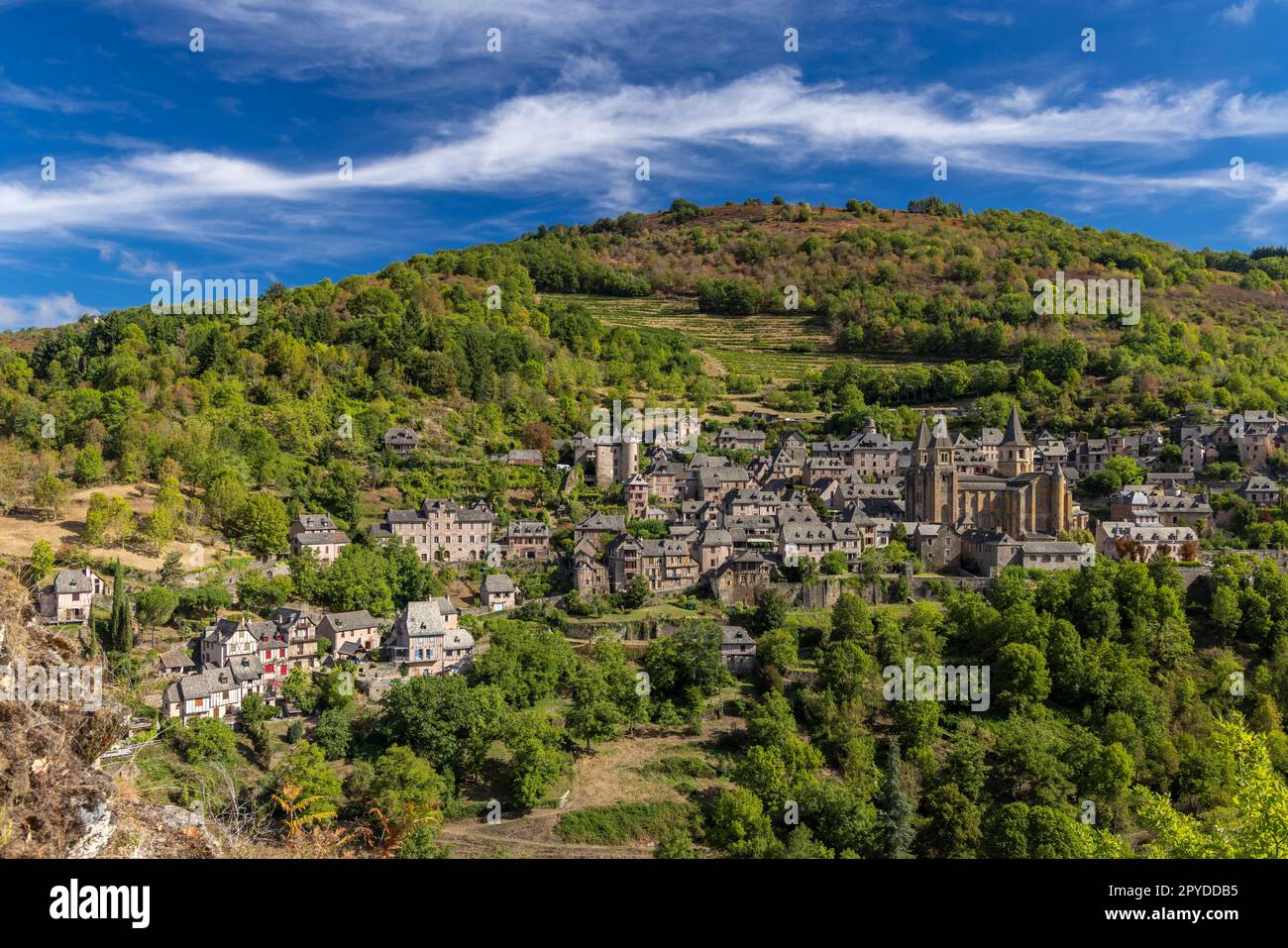 Conques village hi-res stock photography and images - Alamy