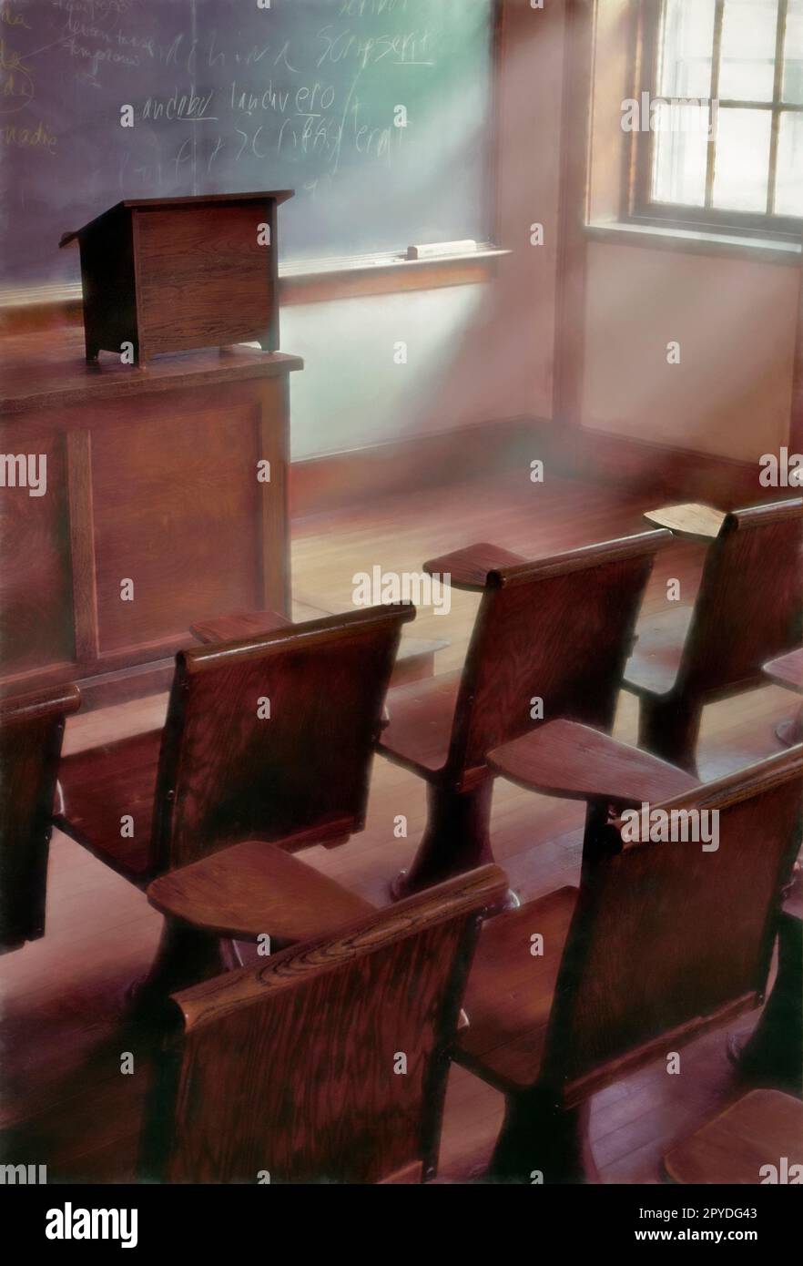 Collge classroom hi-res stock photography and images - Alamy