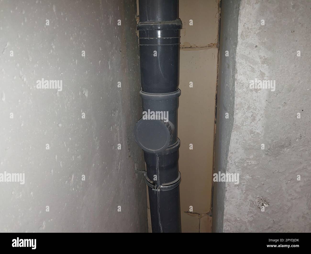Plumbing new hi-res stock photography and images - Alamy