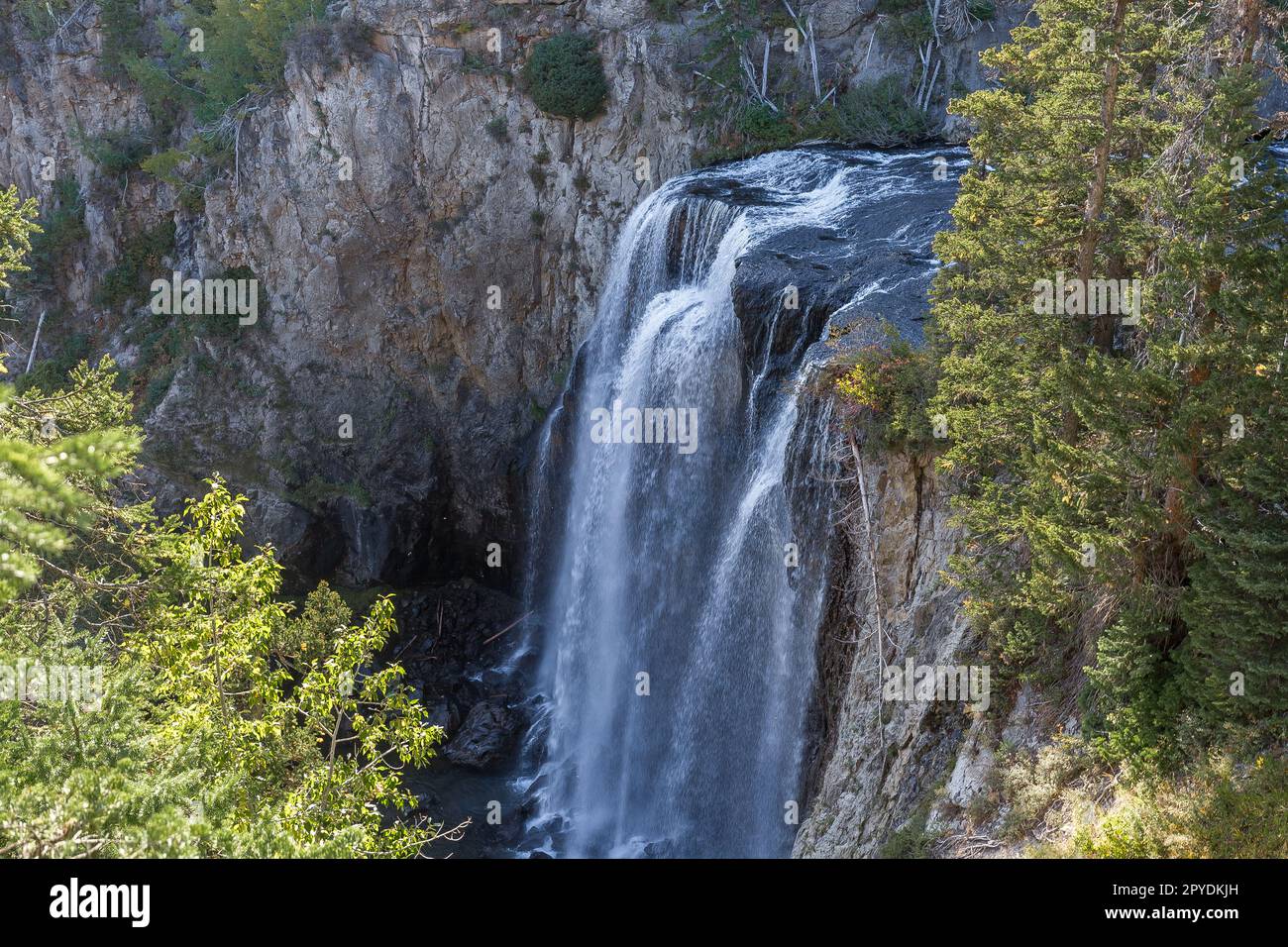 Fall in yellowstone hi-res stock photography and images - Alamy