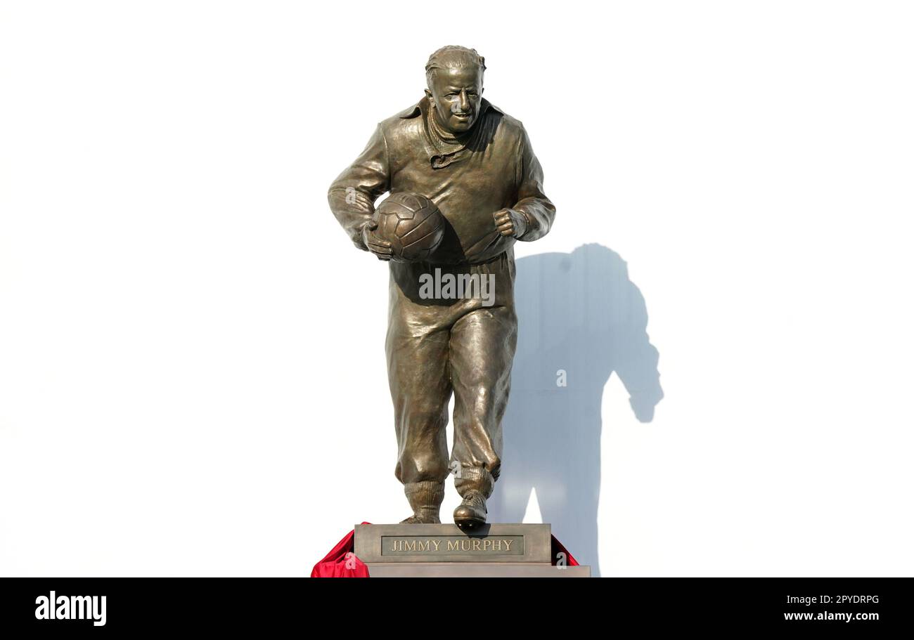 Sculptor alan herriot hi-res stock photography and images - Alamy