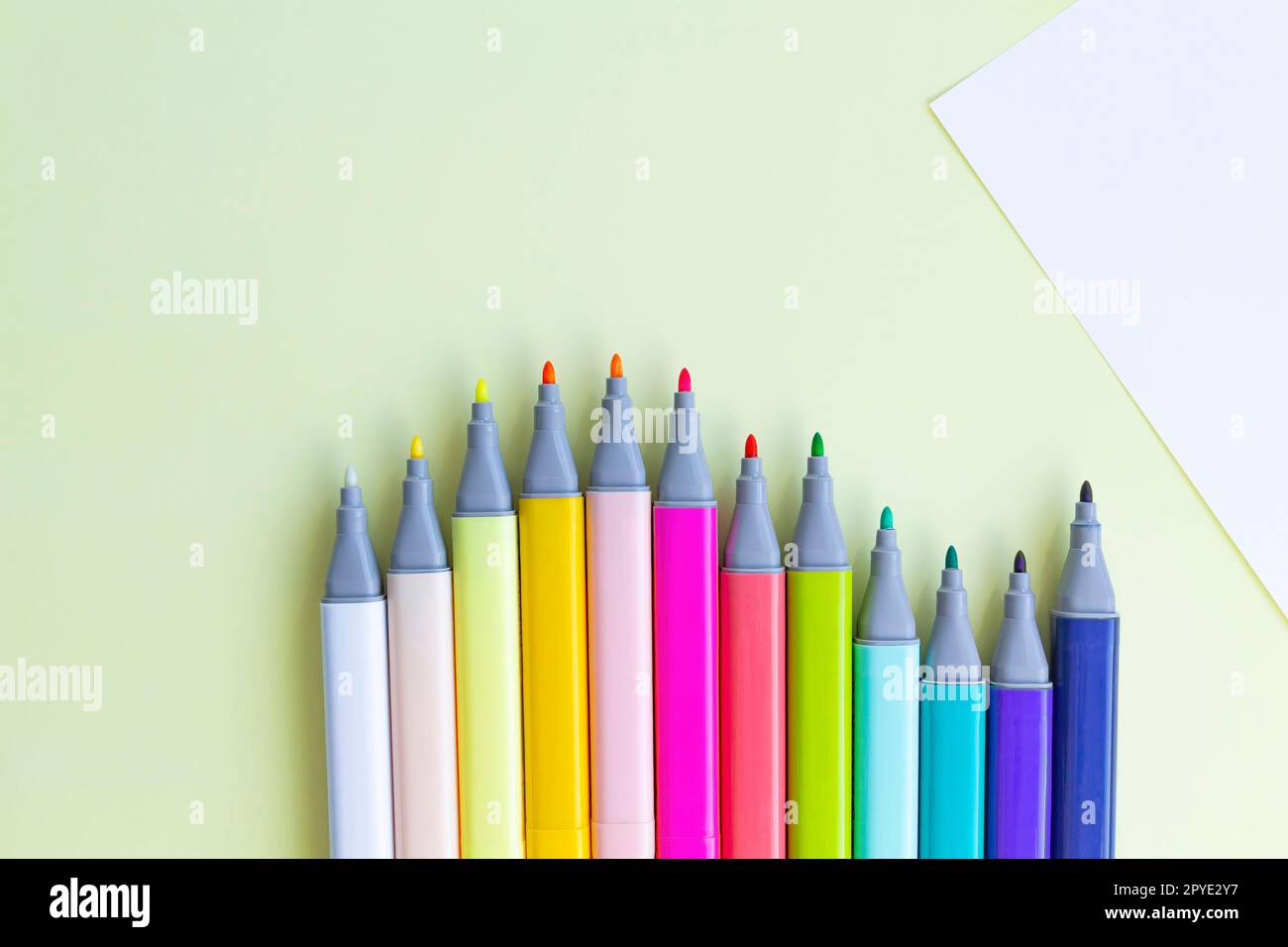 Multi-colored markers for sketching, for drawing drawings and objects ...