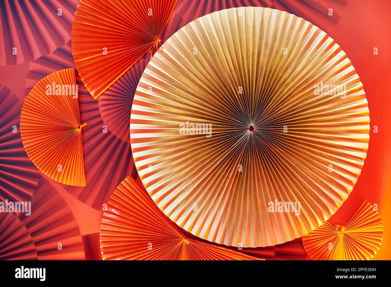 Abstract red orange circle background Stock Photo - Alamy