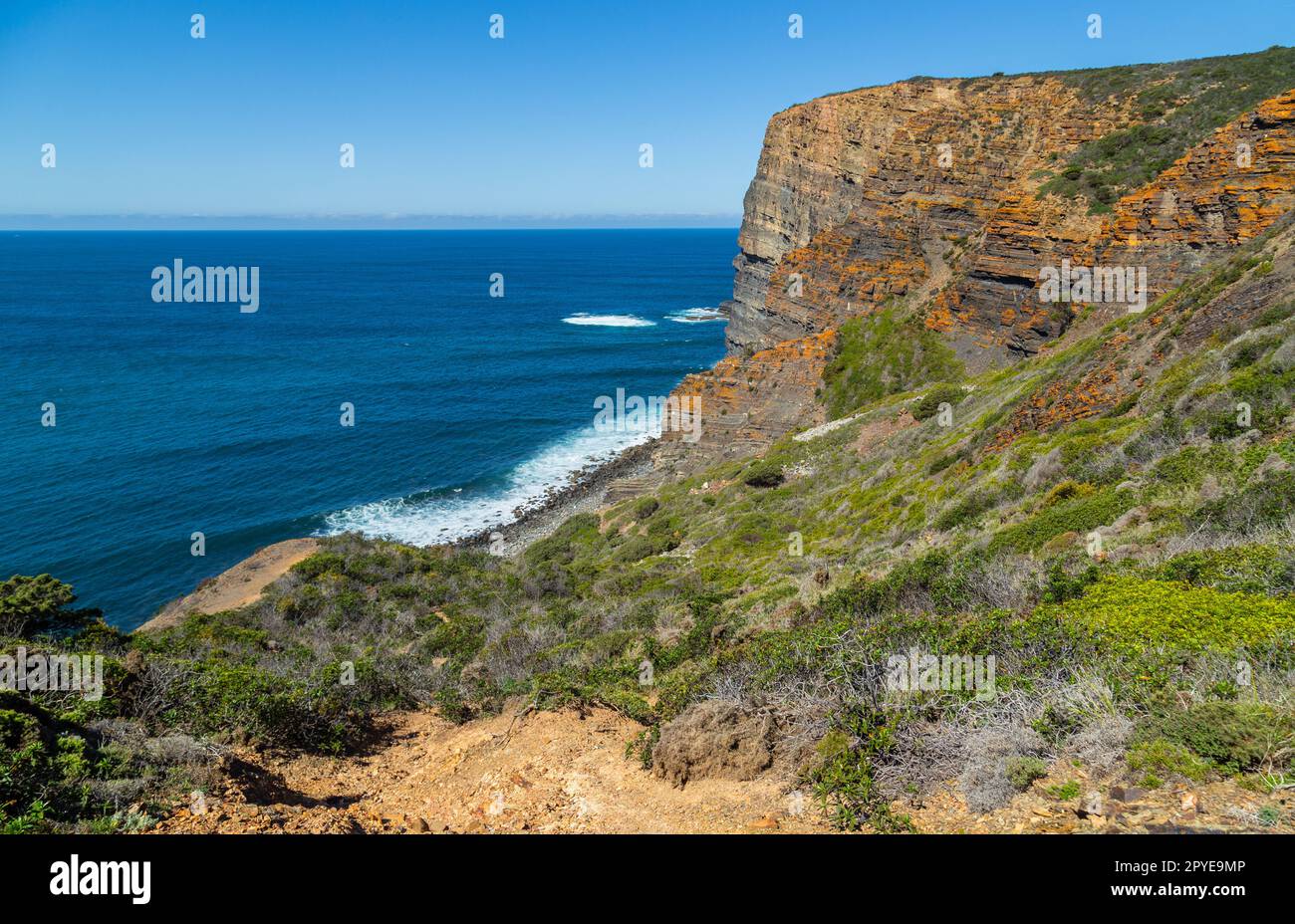 Cliffs in the Algarve West Coast Stock Photo - Alamy