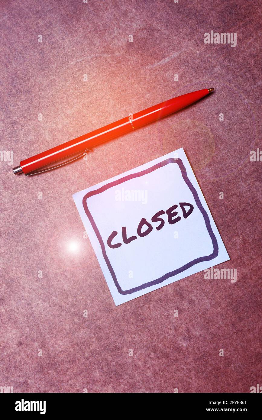 Open closed text on hi-res stock photography and images - Alamy