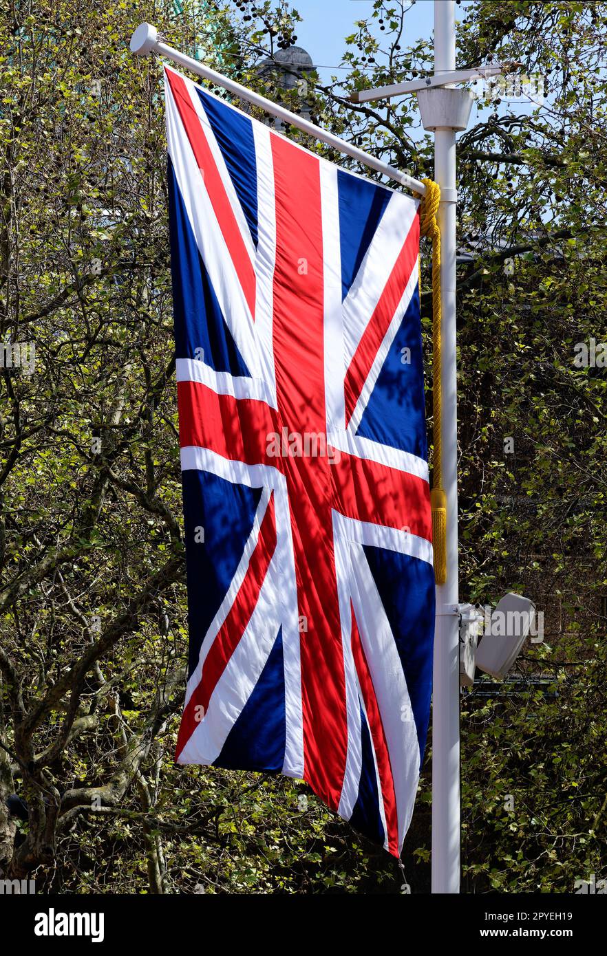 The Union Jack, the British flag, flying in the Mall, the road to ...