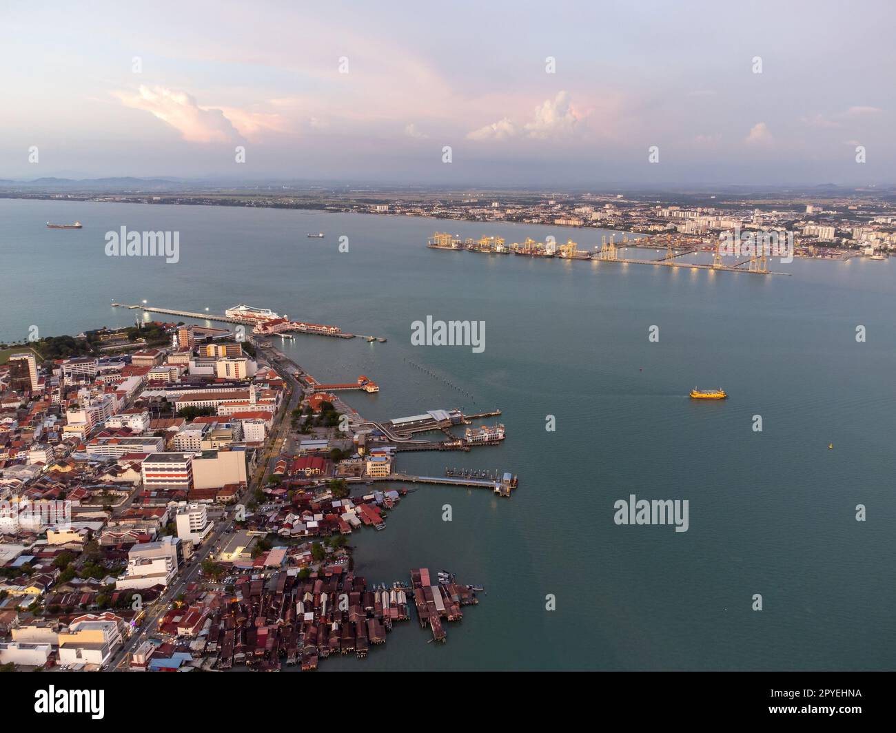 Aerial view old clan jetty of wooden house Stock Photo - Alamy