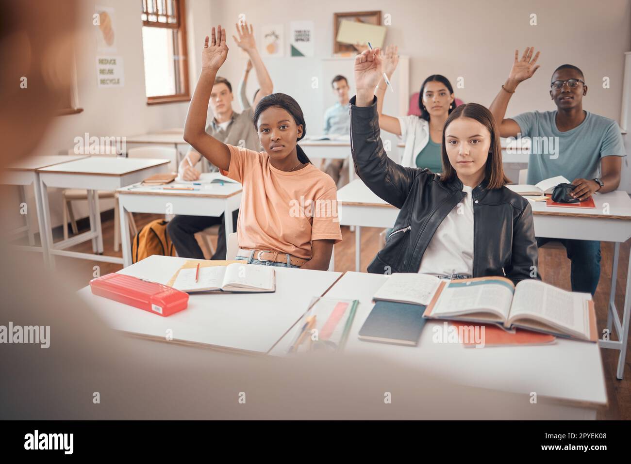 Questions classroom adult hi-res stock photography and images - Alamy