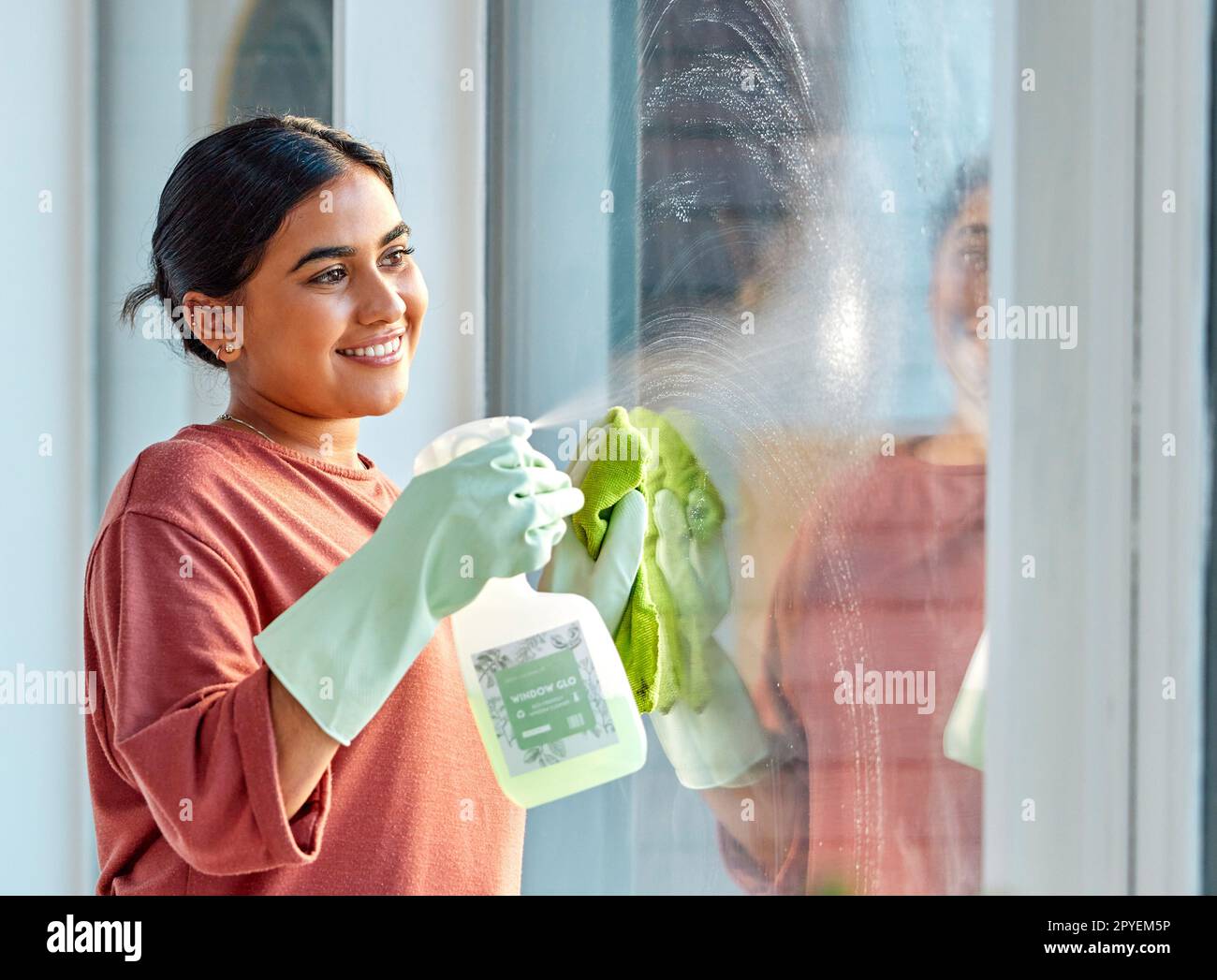 Indian woman cleaner hi-res stock photography and images - Alamy
