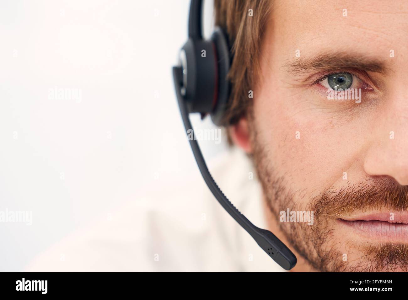 Customer service man headset hi-res stock photography and images - Alamy