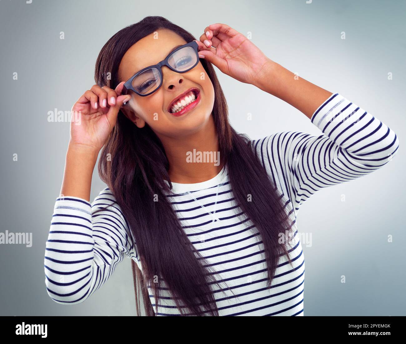 Background smile grin young hi-res stock photography and images - Alamy