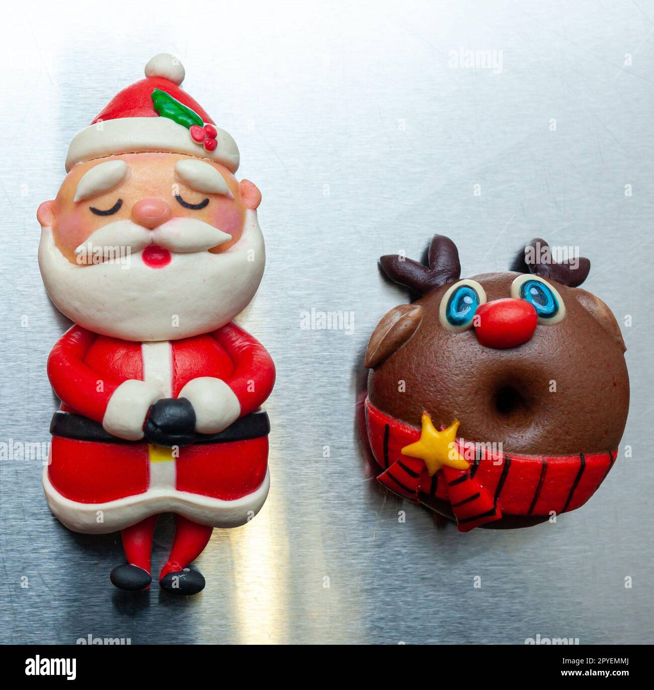 Santa and rudolph hi-res stock photography and images - Alamy