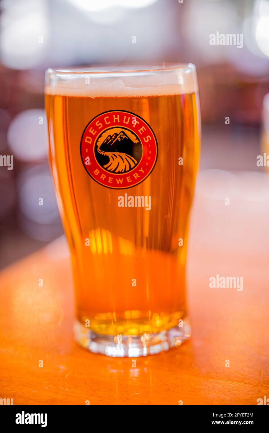 Bend oregon deschutes brewery hi-res stock photography and images - Alamy